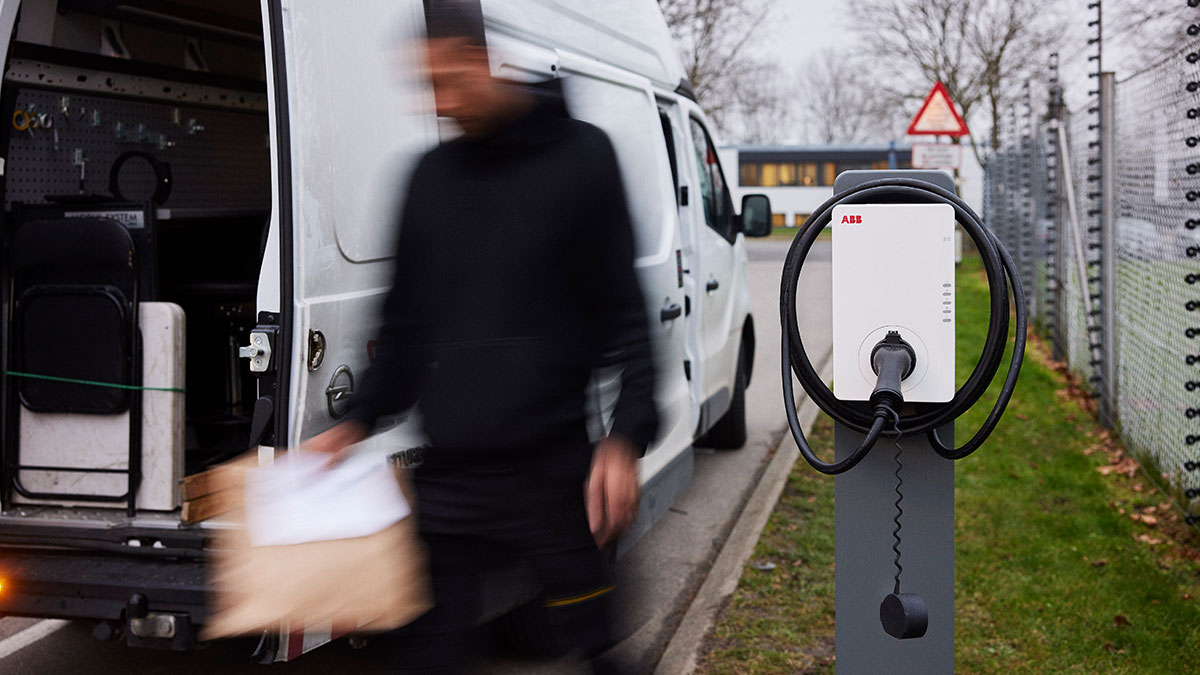 24/7 materiaal bestellen, per spoedlevering geleverd